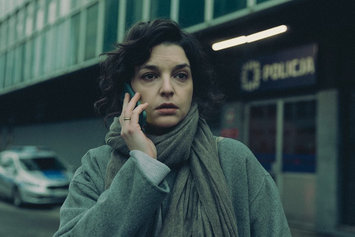 Top 10 Najlepsze Seriale Netflix [Ranking 2025]